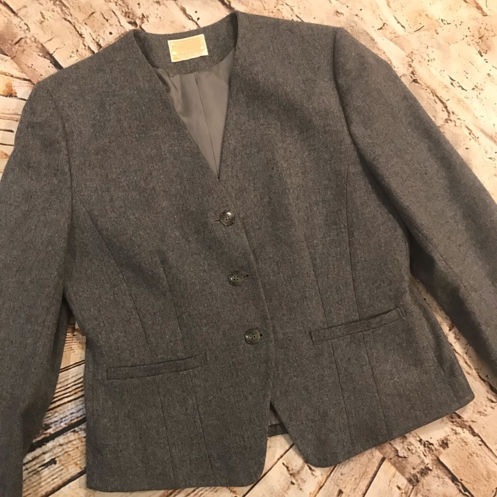 Beautiful Vtg Virgin Wool Pendleton Blazer - Gem